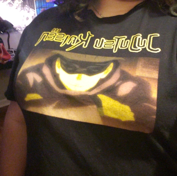 Hot Topic | Shirts | Hot Topic Jujutsu Kaisen Satoru Gojo Graphic Tee ...